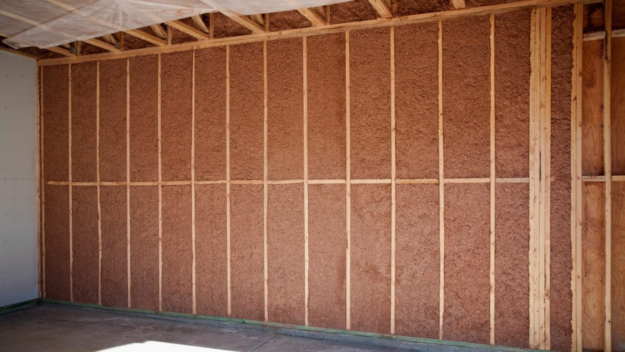 Dense Pack Or Wet Spray Cellulose vs. Flash-Fill Insulated Walls ...